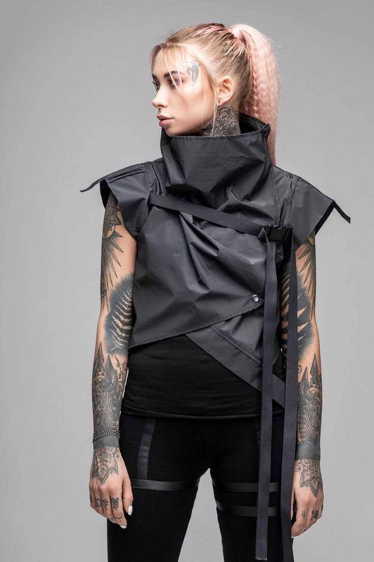 What Is Cyberpunk Fashion? A Guide to Cyberpunk Couture - The Nouble ...